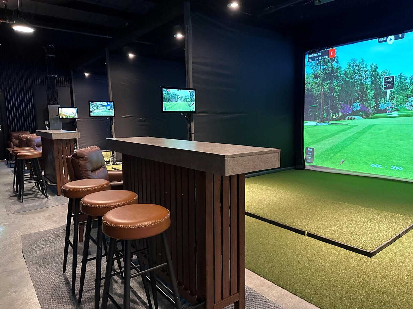 Indoor Golf Kamloops | Bighorn Golf Simulators